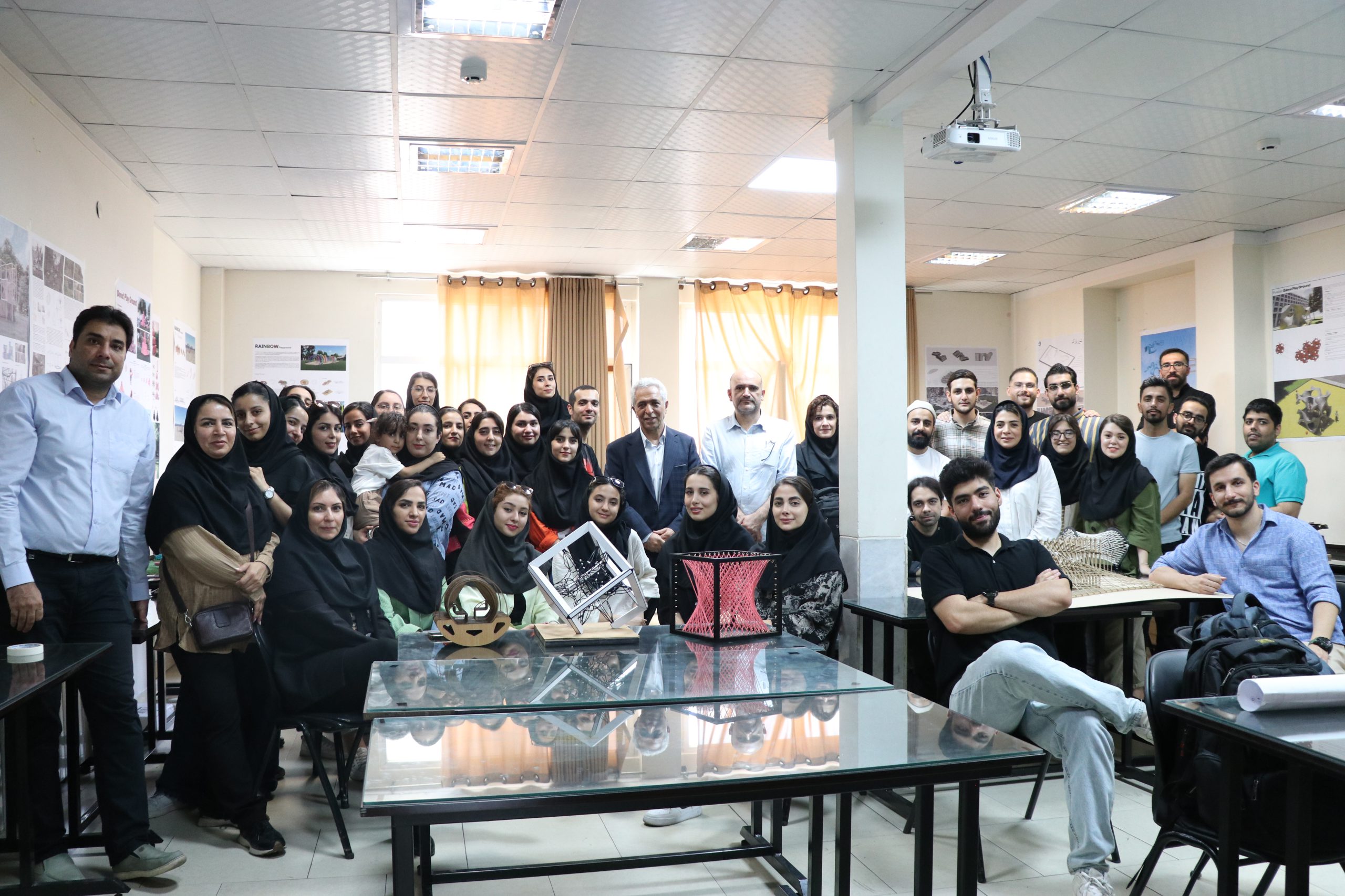 Home - Pars University of Architecture and Art - دانشگاه معماری و هنر پارس